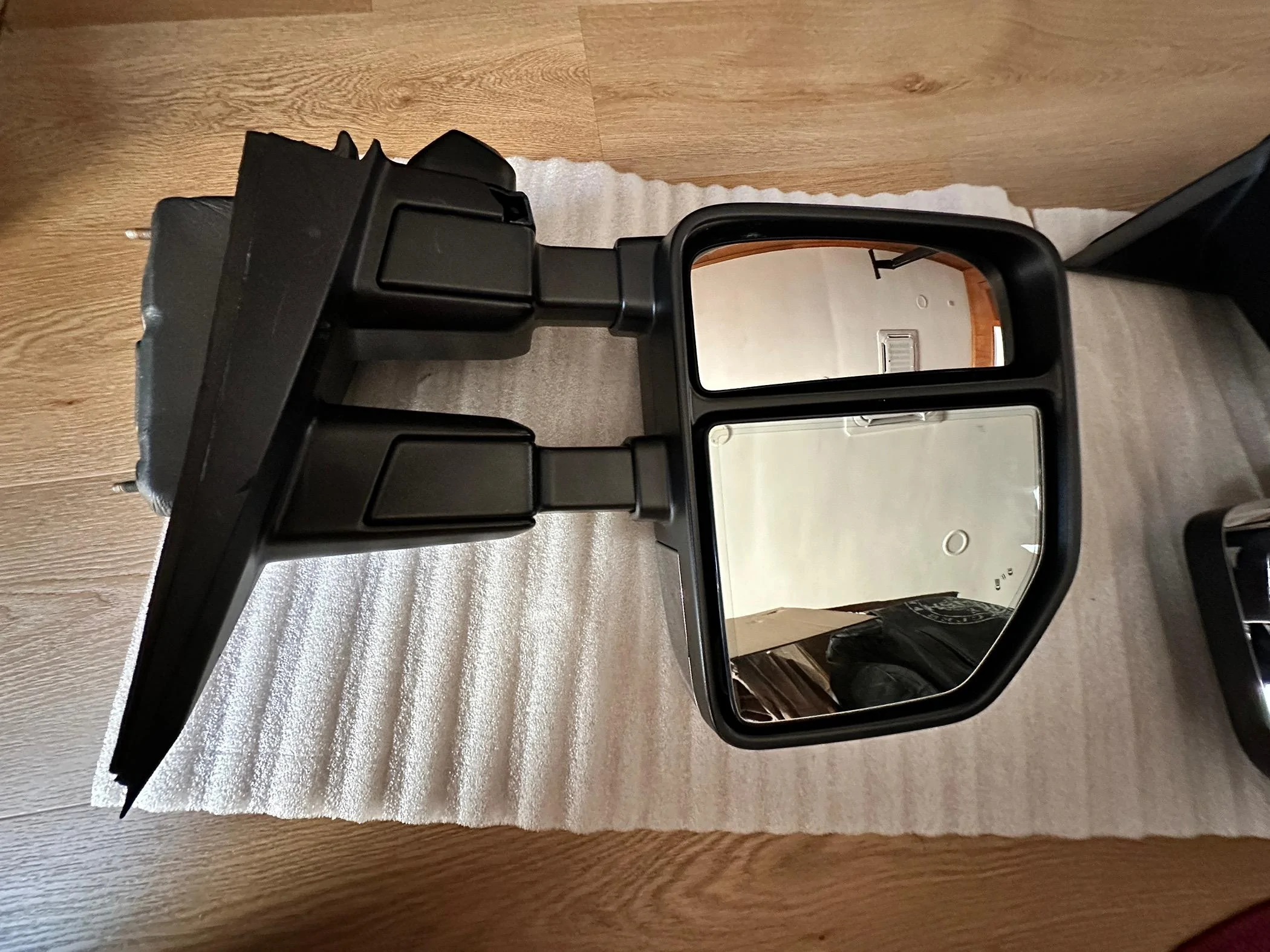 California - FS: OEM Trailer Tow Mirrors Power Fold 360 Camera Blind ...