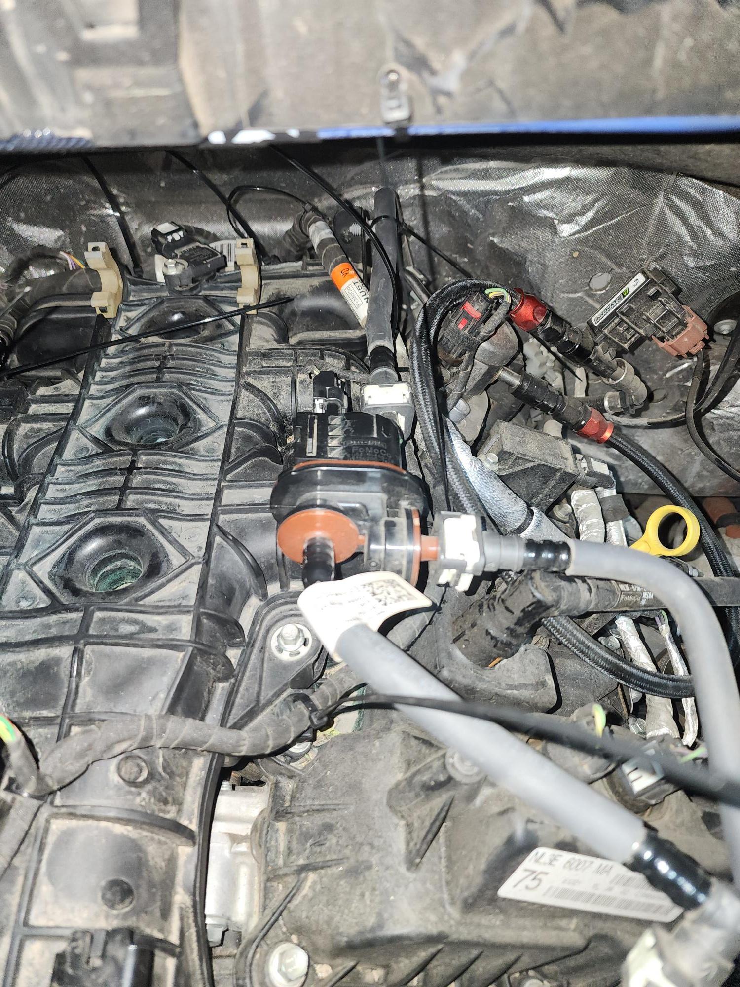 Replacing Port Injectors on a 2022 F150 3.5 Ecoboost | F150gen14 ...