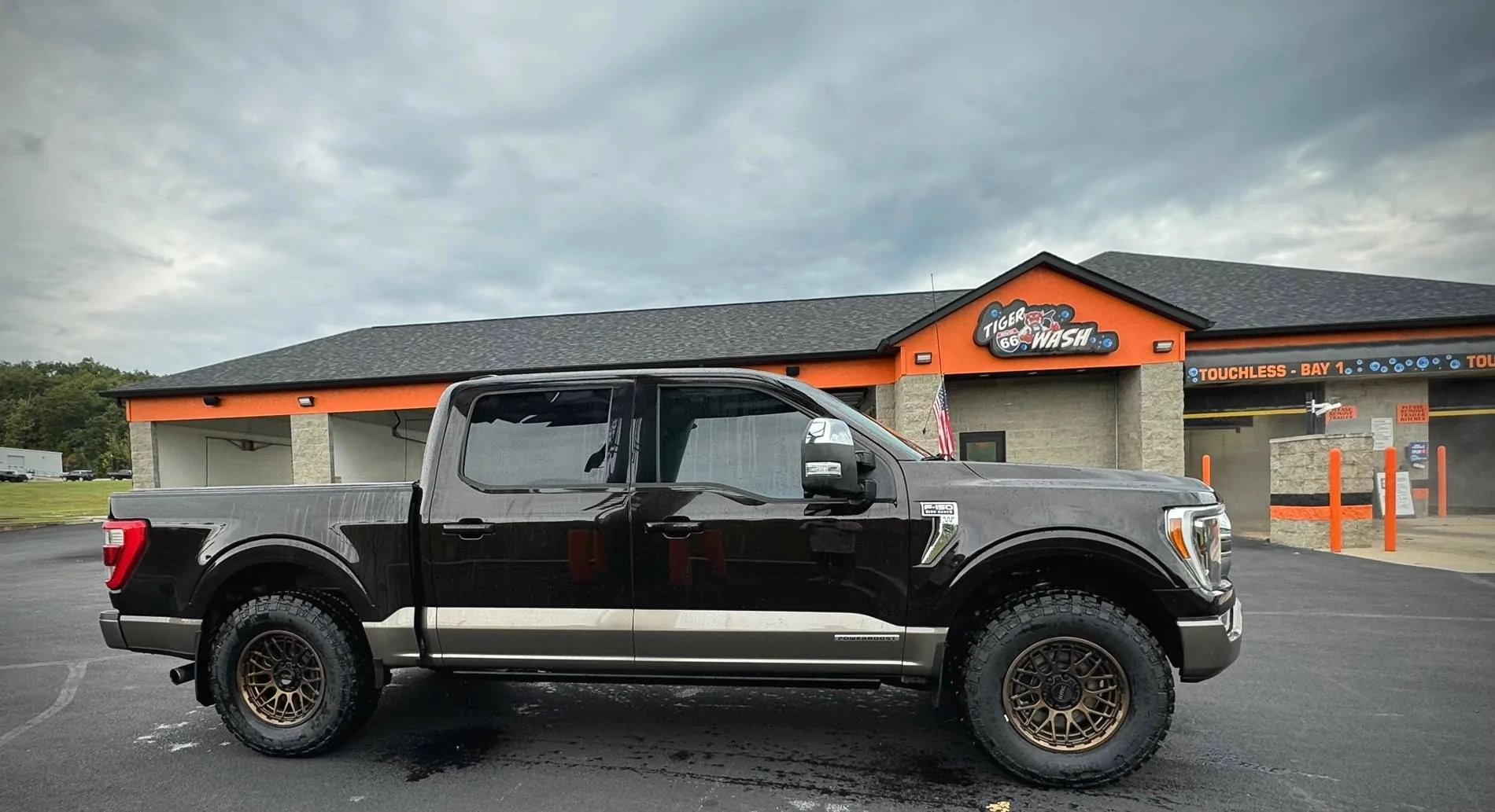 Kodiak Brown King Ranch with a little flair | F150gen14 -- 2021+ Ford F ...