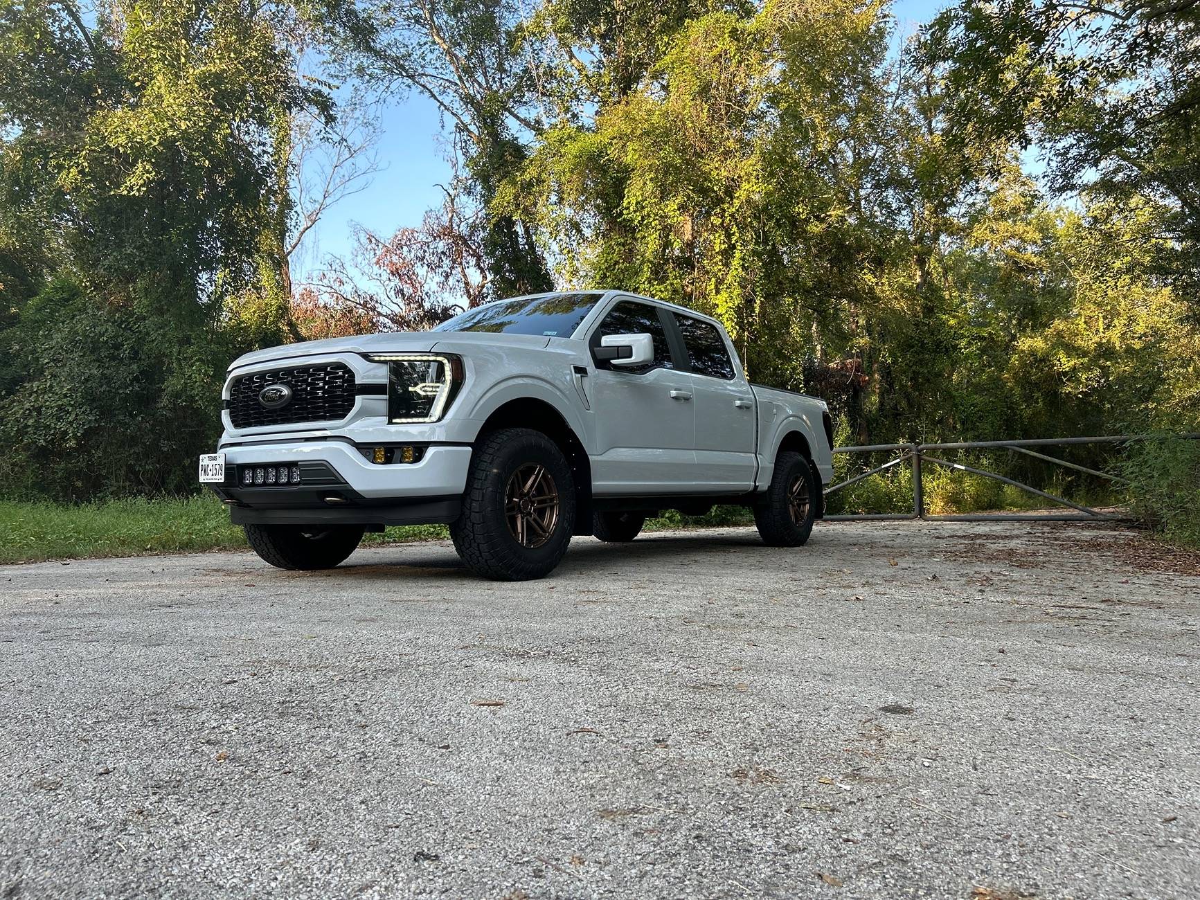 ***SPACE WHITE*** | F150gen14 -- 2021+ Ford F-150, Tremor, Raptor Forum ...