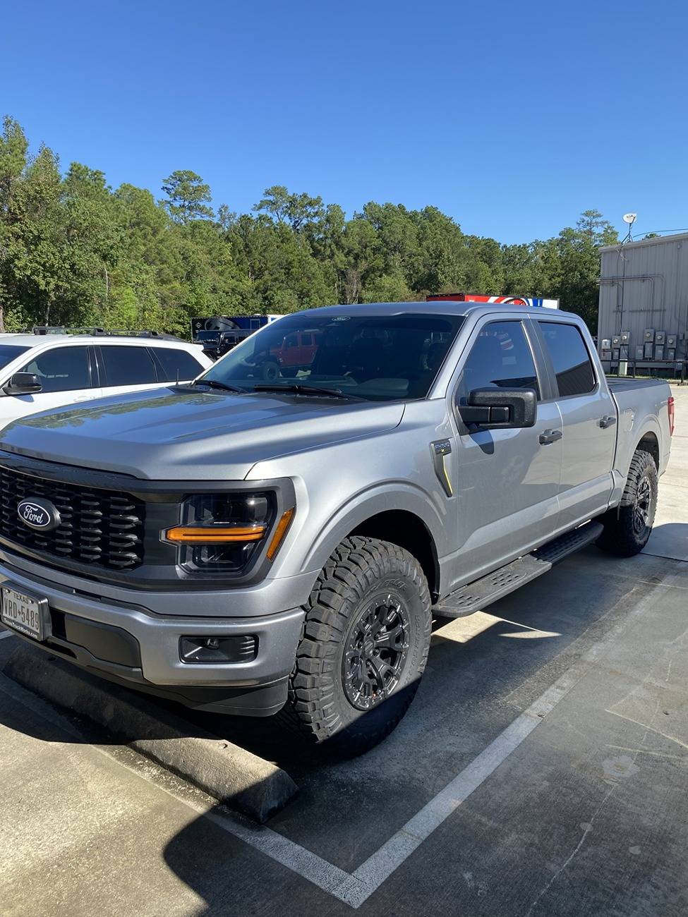 2024 STX Leveled ReadyLift 2.0 ON 35" Ridge Grapplers Raptor Wheels 3.5 ...
