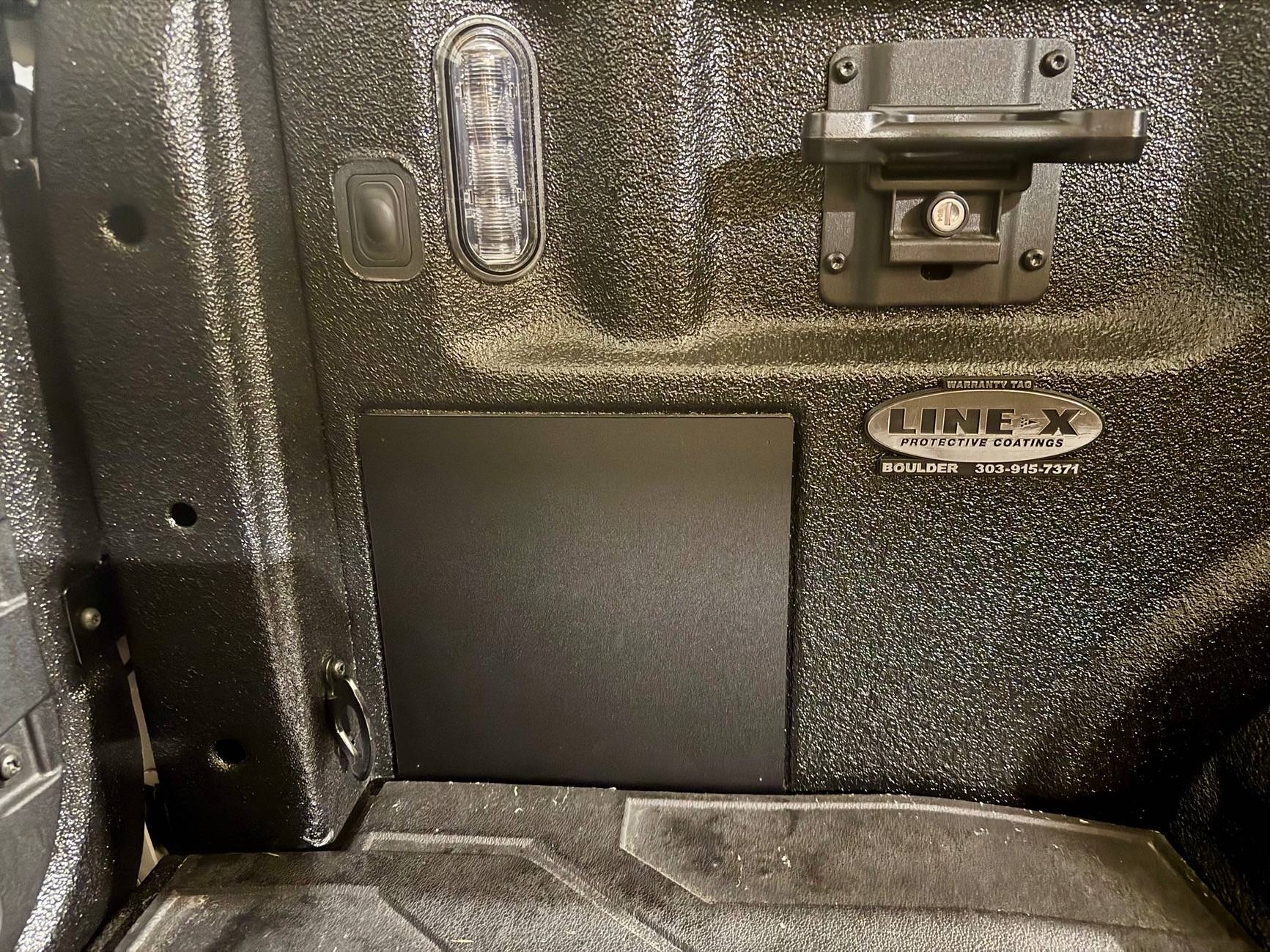 Pro Power Onboard Outlet Cover | F150gen14 -- 2021+ Ford F-150, Tremor ...