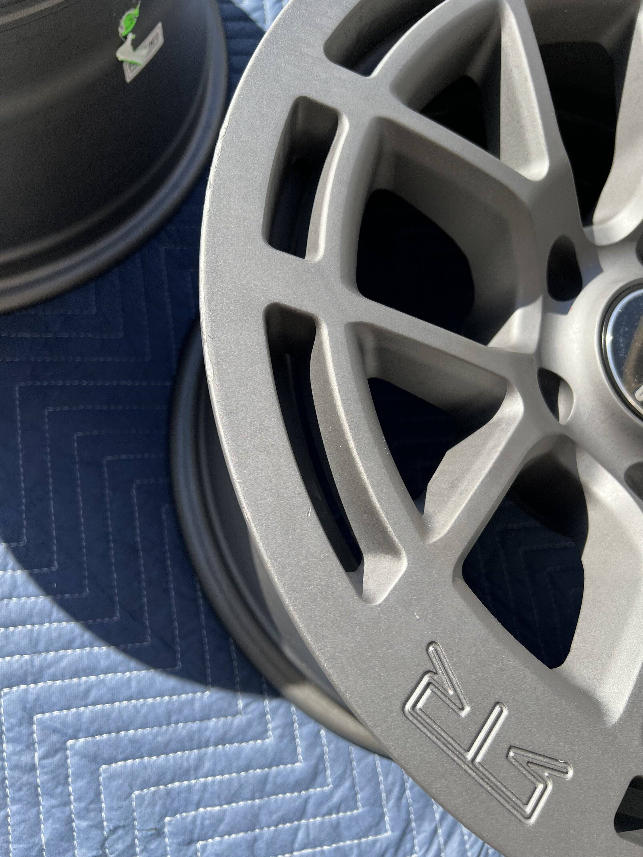 California - RTR Tech 6 17x9 Wheels Satin Charcoal - New with scratches ...