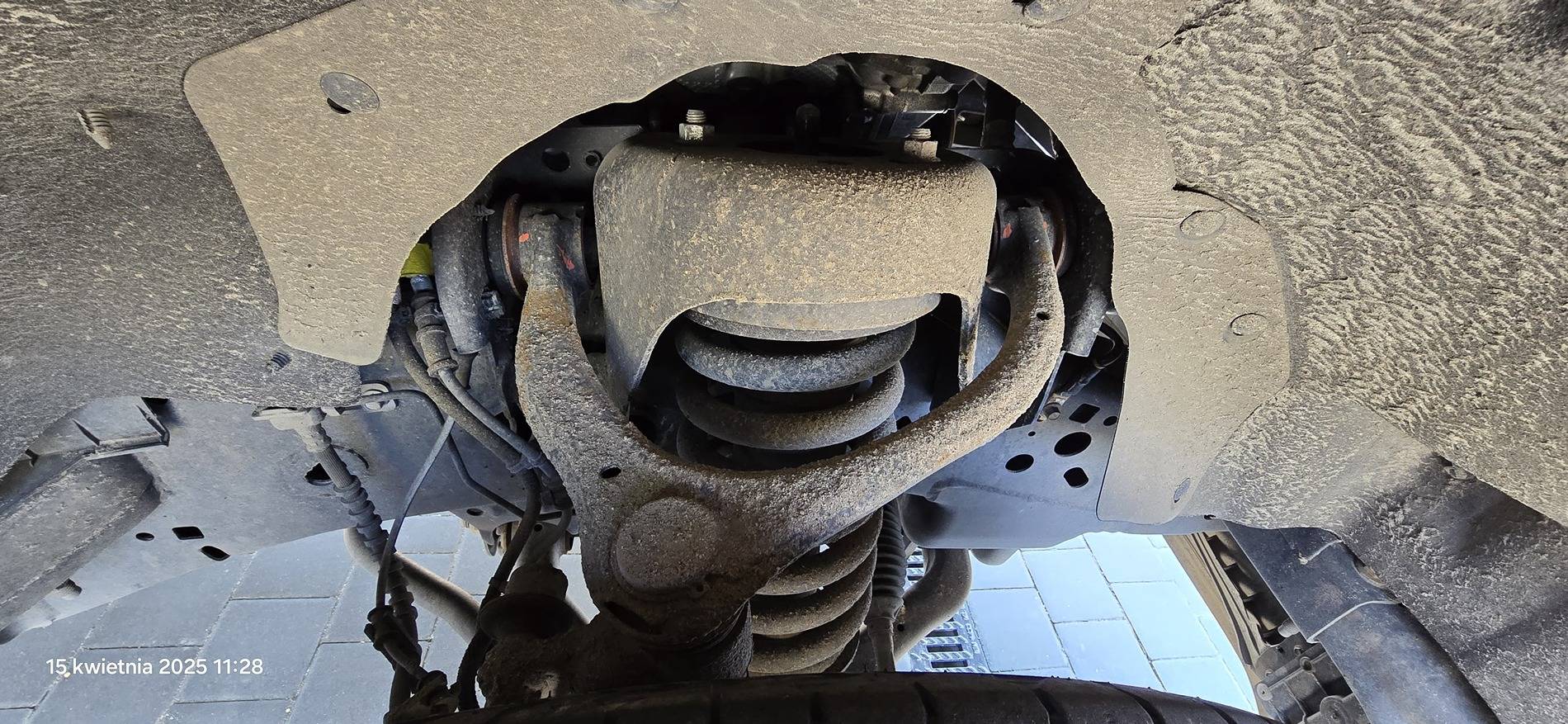 Left Side Height Level Sensor - DTCs & problem with new sensor ...