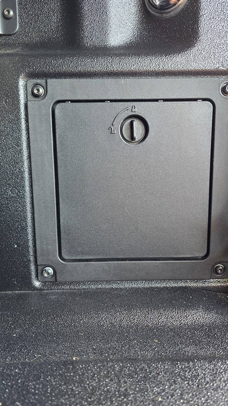 Bed Storage Box Mod | F150gen14 -- 2021+ Ford F-150, Tremor, Raptor ...