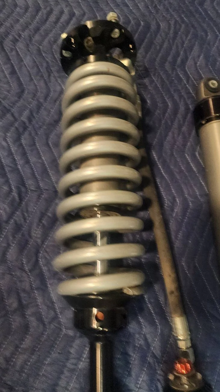 Montana - Fox 2.5 DSC Coilovers | F150gen14 -- 2021+ Ford F-150, Tremor ...