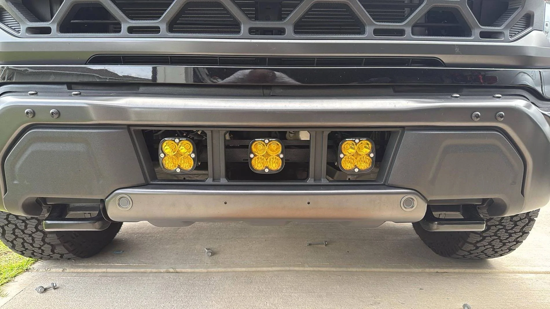 Front bumper light bar? | F150gen14 -- 2021+ Ford F-150, Tremor, Raptor ...
