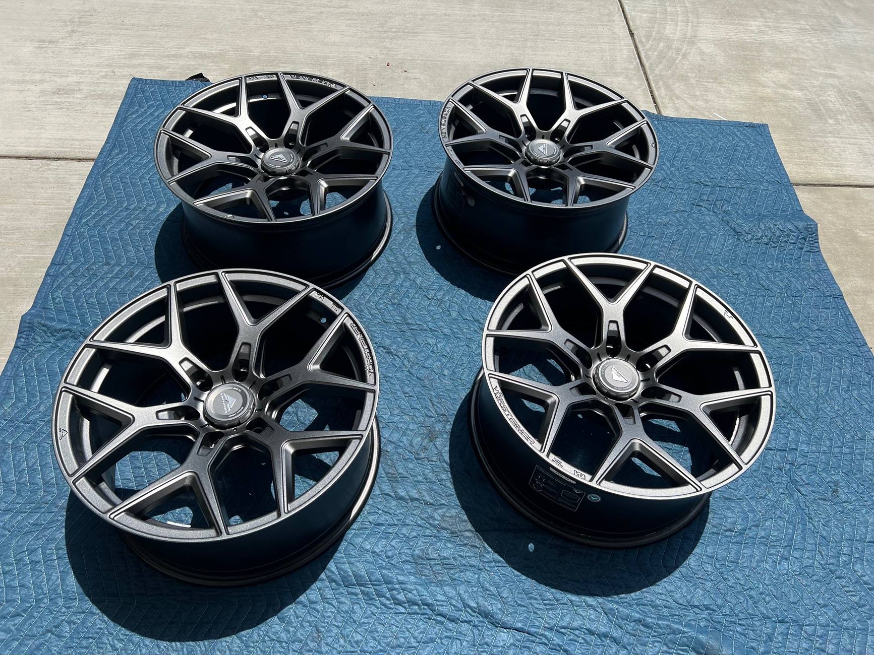 California - Vorsteiner Venomrex VR601 20x9 carbon graphite forged set ...