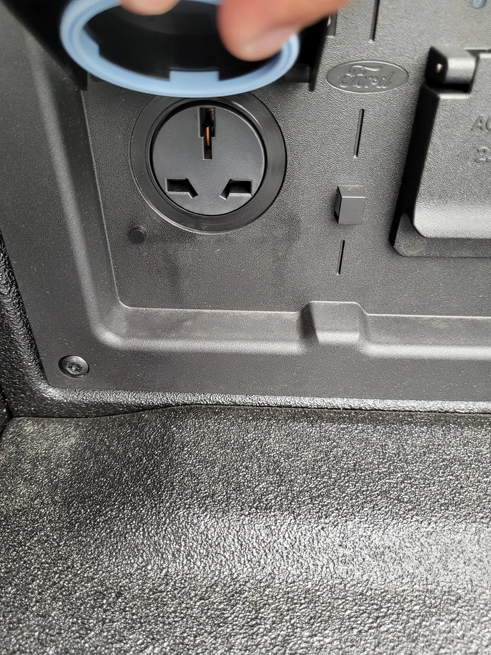Looks like the 7.2 Pro Power Onboard plugs have changed | F150gen14 -- 2021+ Ford F-150, Tremor ...