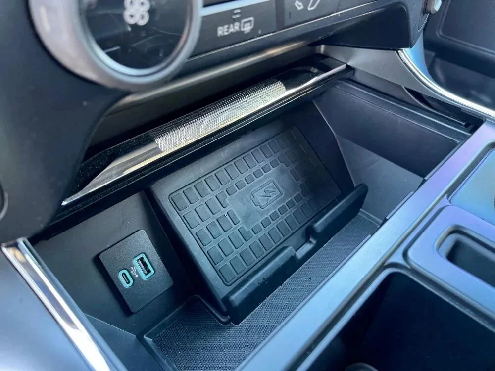 🔋 Add a Wireless Charging Pad to Your Ford F-150 | F150gen14 -- 2021 ...