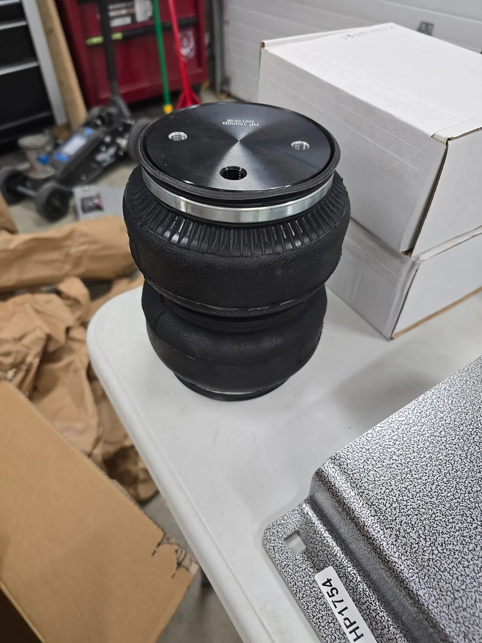 Pacbrake Air Suspension helper bags installed | F150gen14 -- 2021+ Ford ...