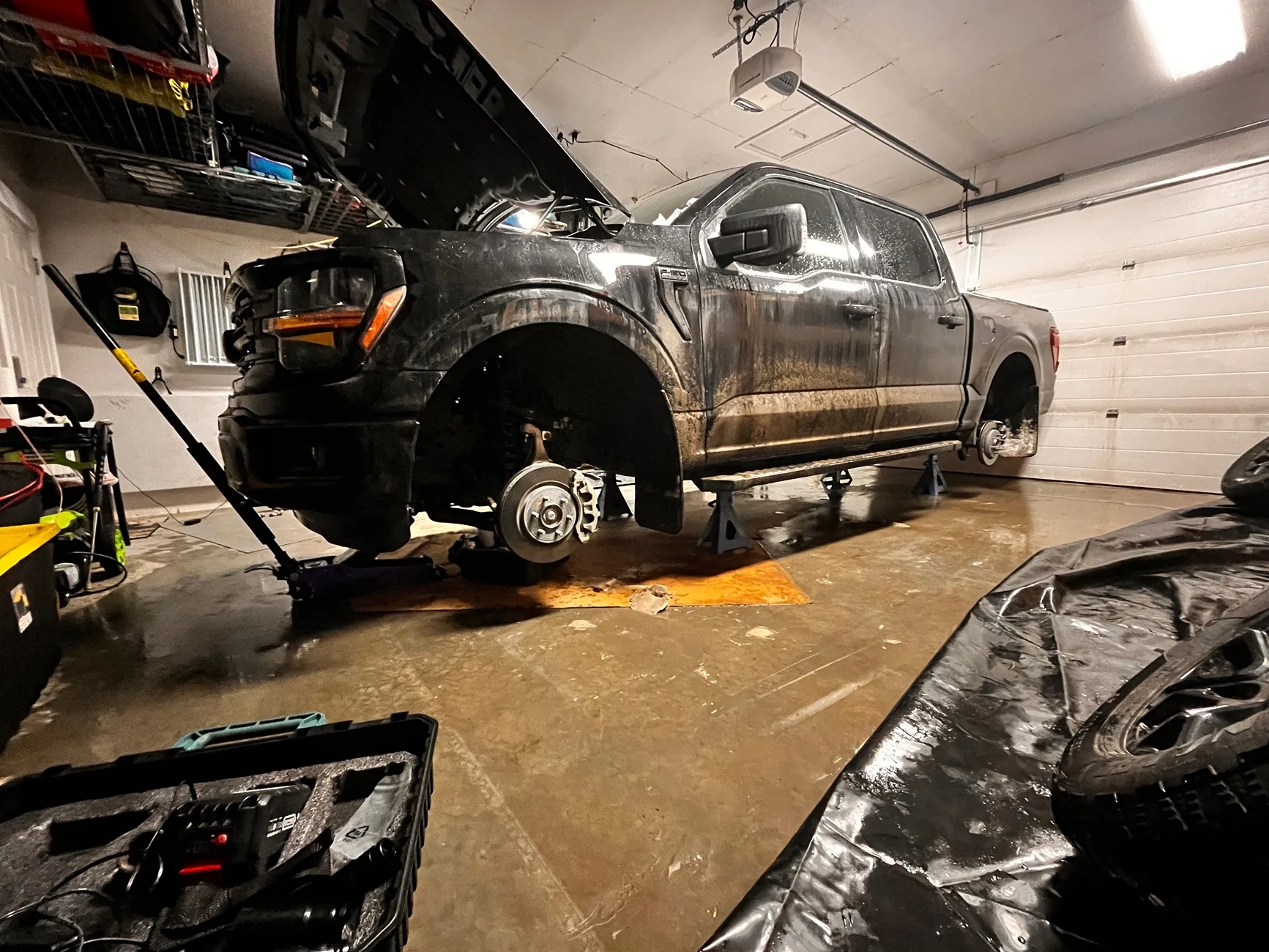 3.5L EcoBoost - Jacking points, not 100% confident | F150gen14 -- 2021 ...