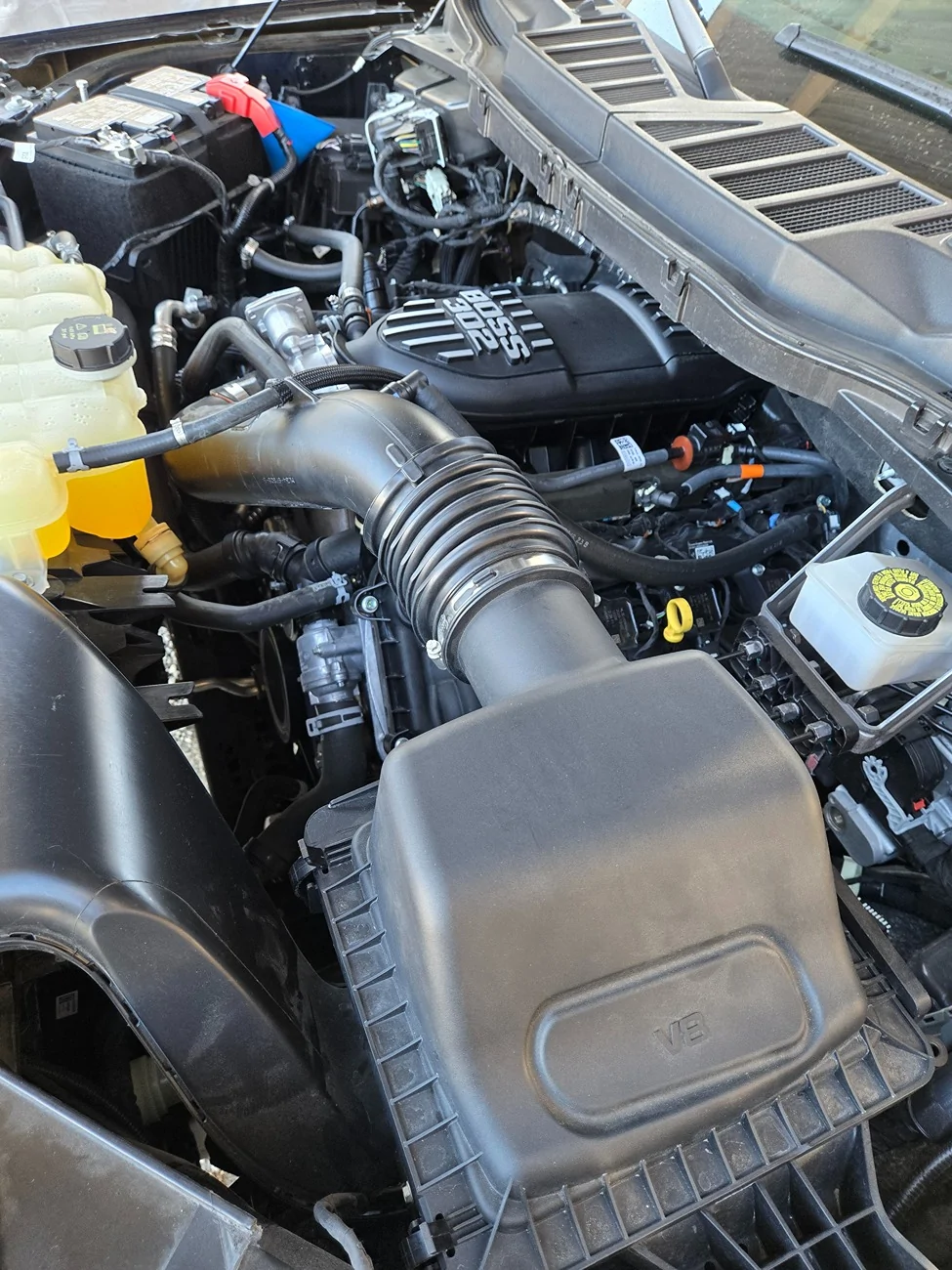 BOSS 302 Intake Manifold installed on 2024 F-150 5.0 | F150gen14 ...