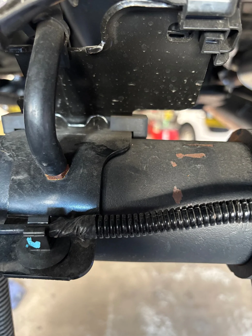 Rust on rear axle brand new truck | F150gen14 -- 2021+ Ford F-150 ...