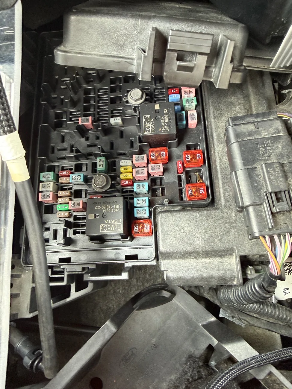 Aux beam 8 panel gang switch causing a back feed and overdraw ...