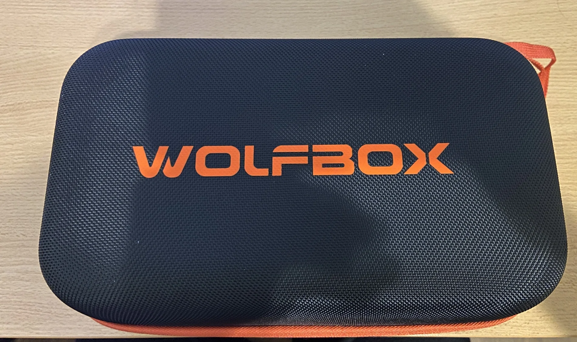 Review: WOLFBOX 4-in-1 Jump Starter 4000A- Air Compressor 160psi- Light ...