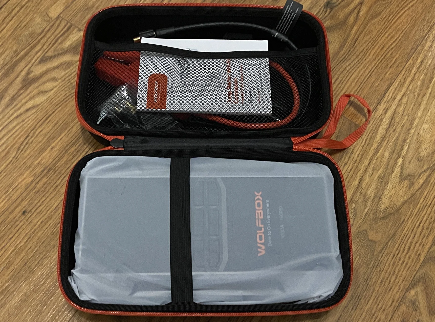 Review: WOLFBOX 4-in-1 Jump Starter 4000A- Air Compressor 160psi- Light ...