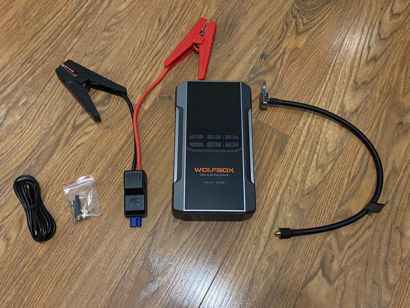 Review: WOLFBOX 4-in-1 Jump Starter 4000A- Air Compressor 160psi- Light ...