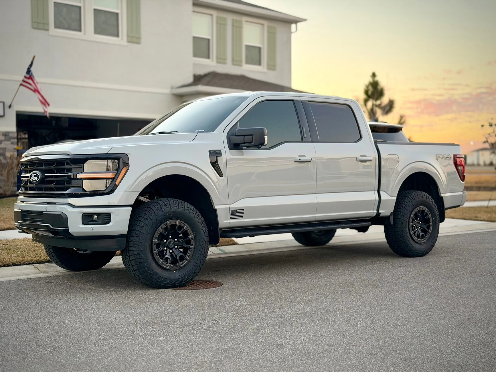 2024 Avalanche FX4 with a 3” Lift, 34” AT4Ws, and Bronco Raptor ...