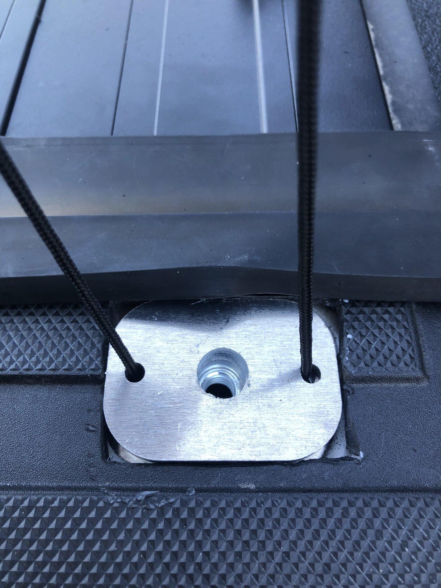 Front Stake Pocket Uncovering 5.5' Bed | Page 2 | F150gen14 -- 2021 ...