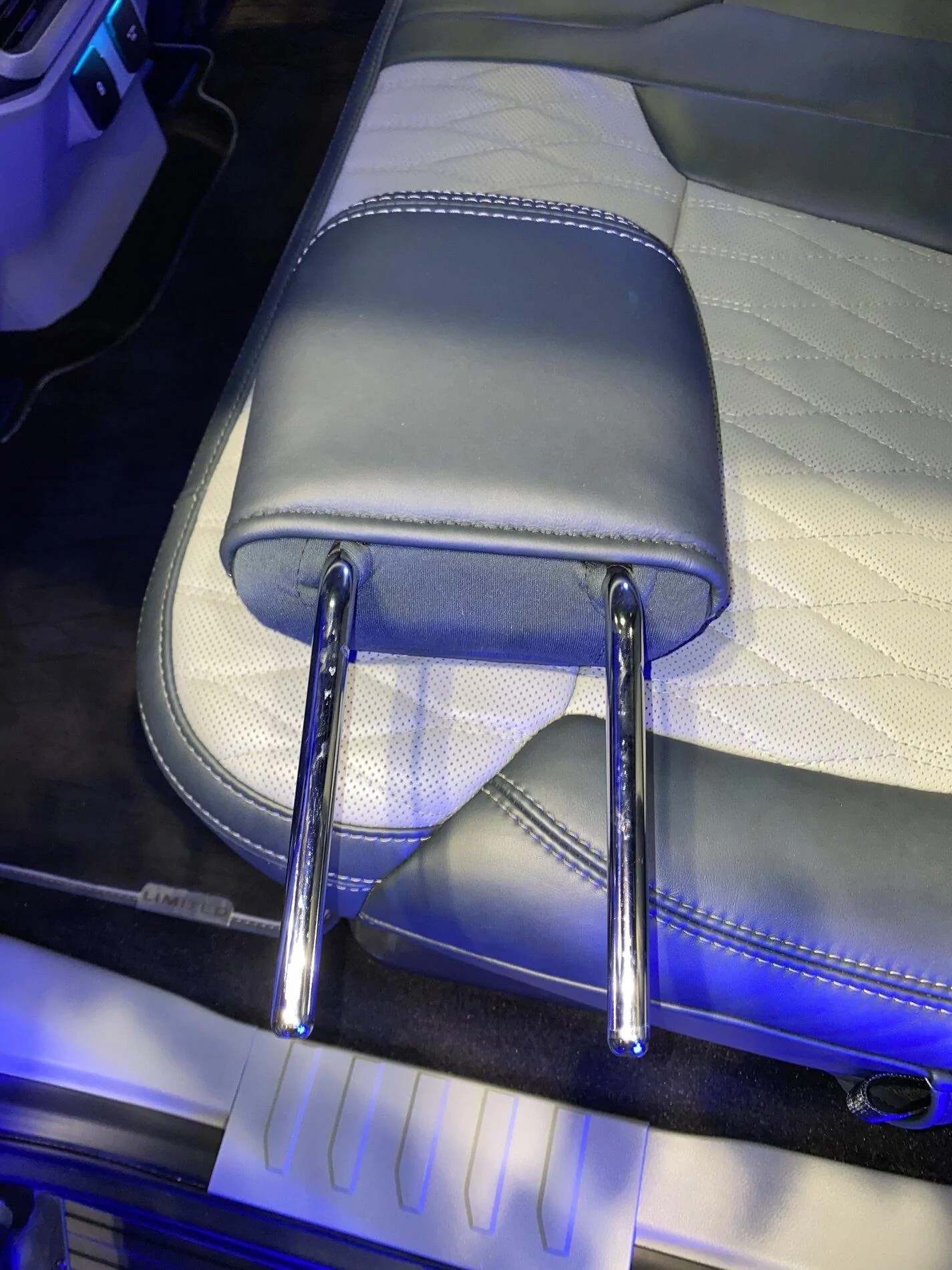 Folding rear headrests - gone?? | F150gen14 -- 2021+ Ford F-150, Tremor ...