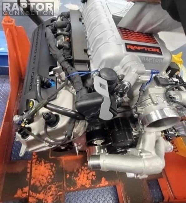 Spied: F-150 Raptor R Supercharged 5.2L V8 Predator Engine | F150gen14 ...