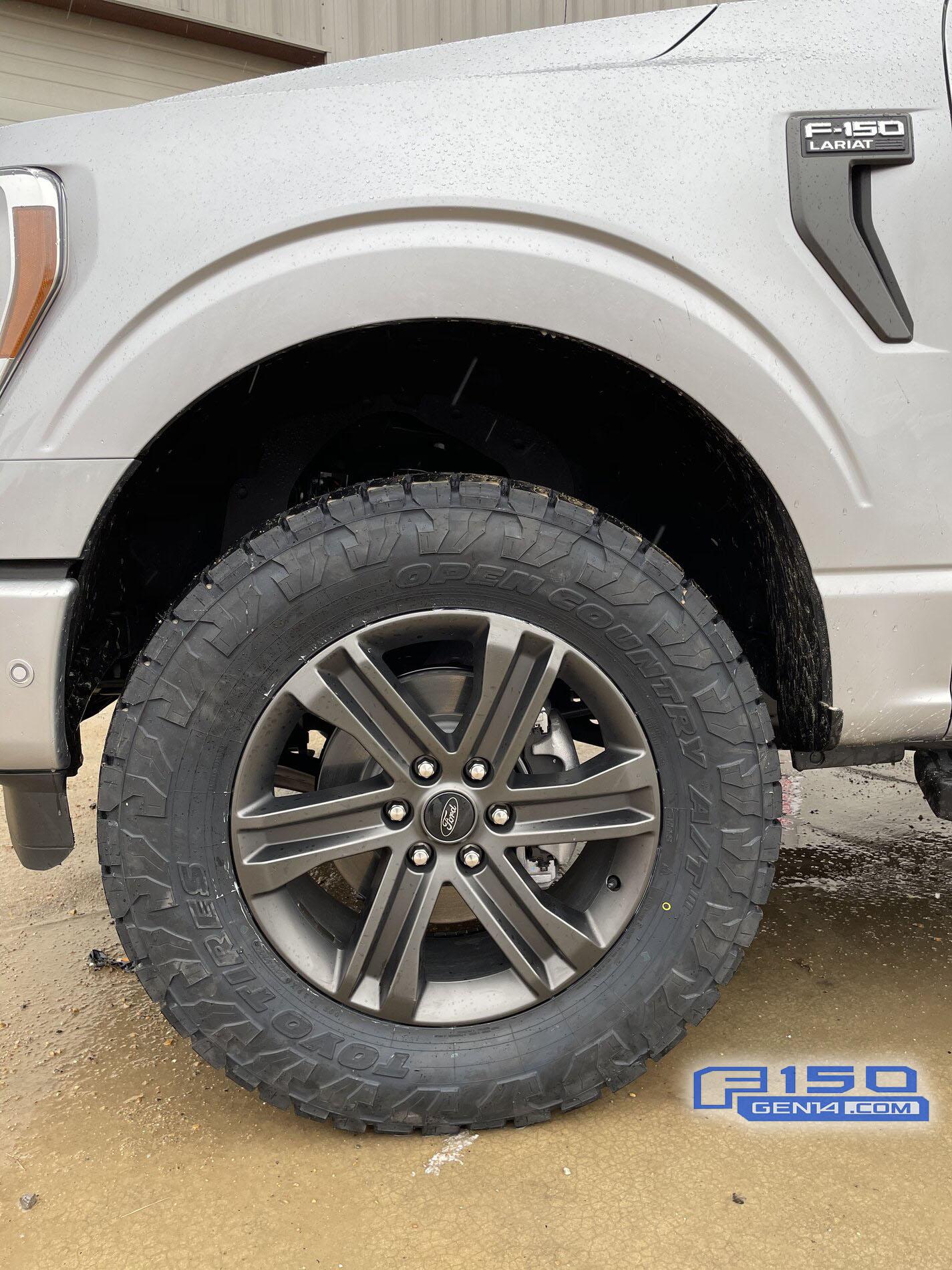 2.25” ReadyLIFT Leveling Kit with 35's installed on my 2021 F-150 ...