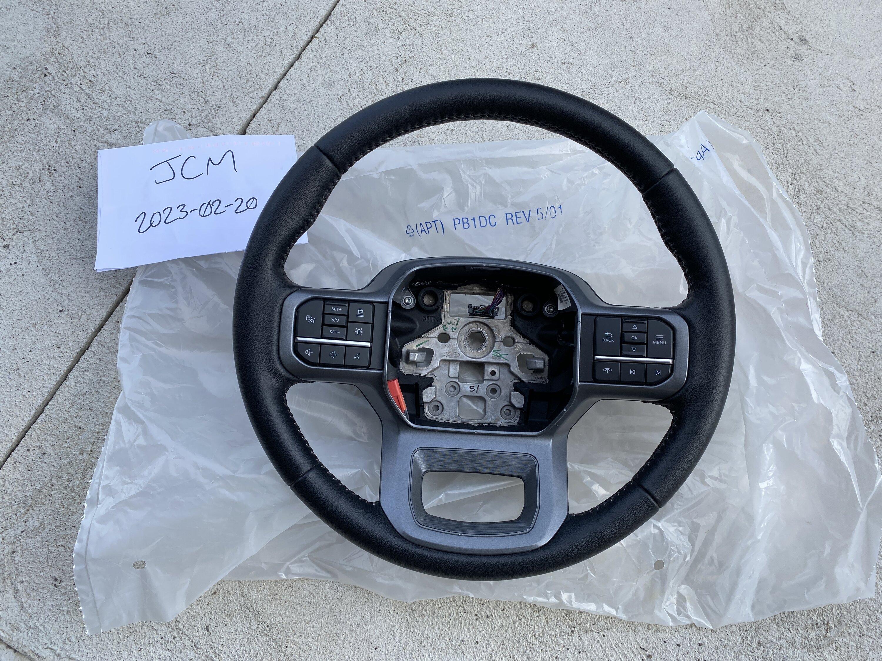 Canada - XLT leather steering wheel, SCCM | F150gen14 -- 2021+ Ford F ...