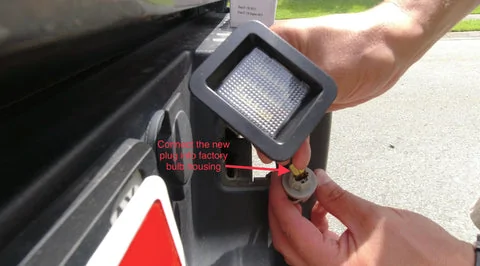 HOW TO REPLACE LICENSE PLATE LIGHT ASSEMBLY ON FORD F150 | F150gen14 ...