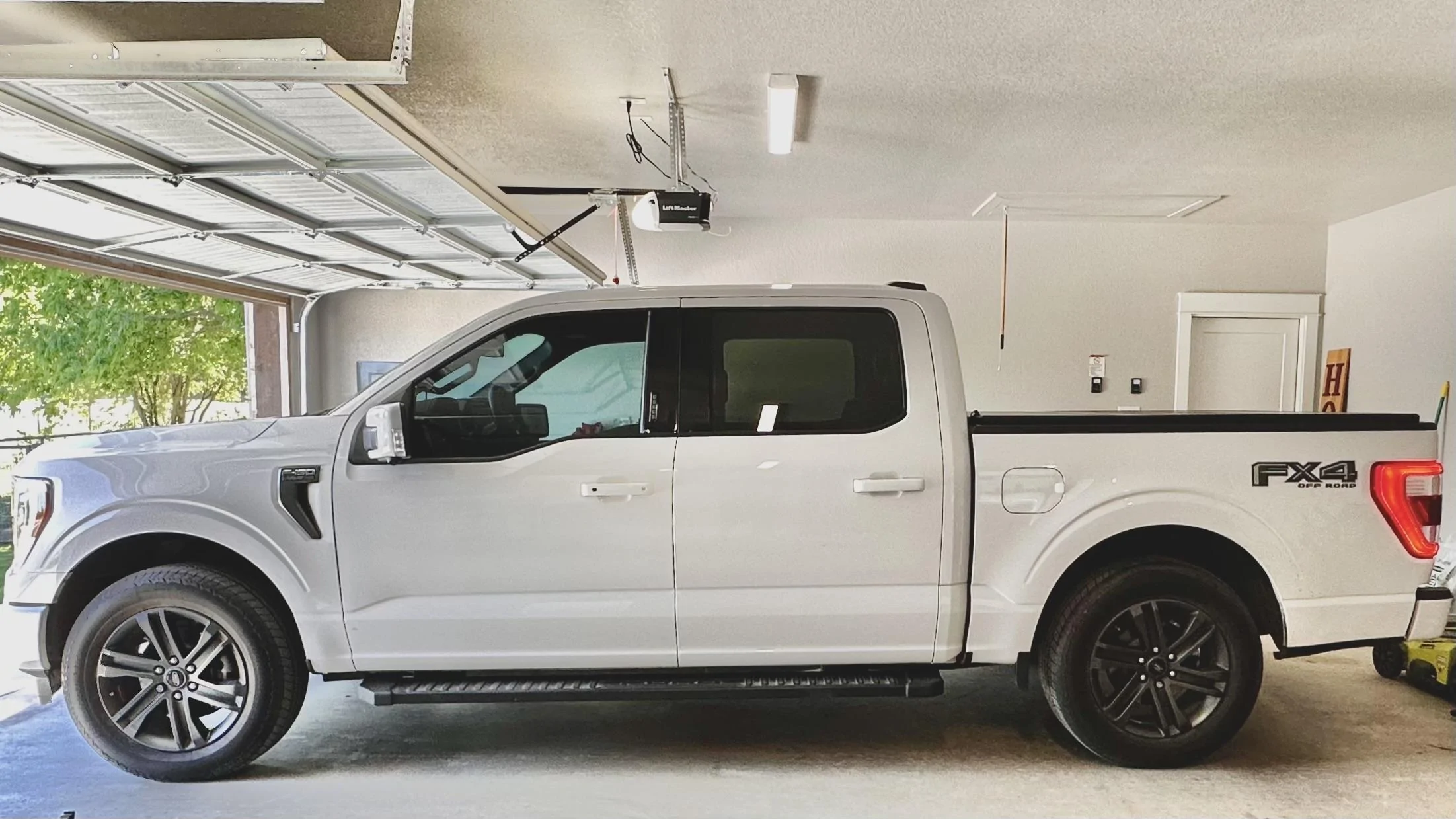 Level with 1” Drop Shackles & Axle Block Removal | F150gen14 -- 2021 ...