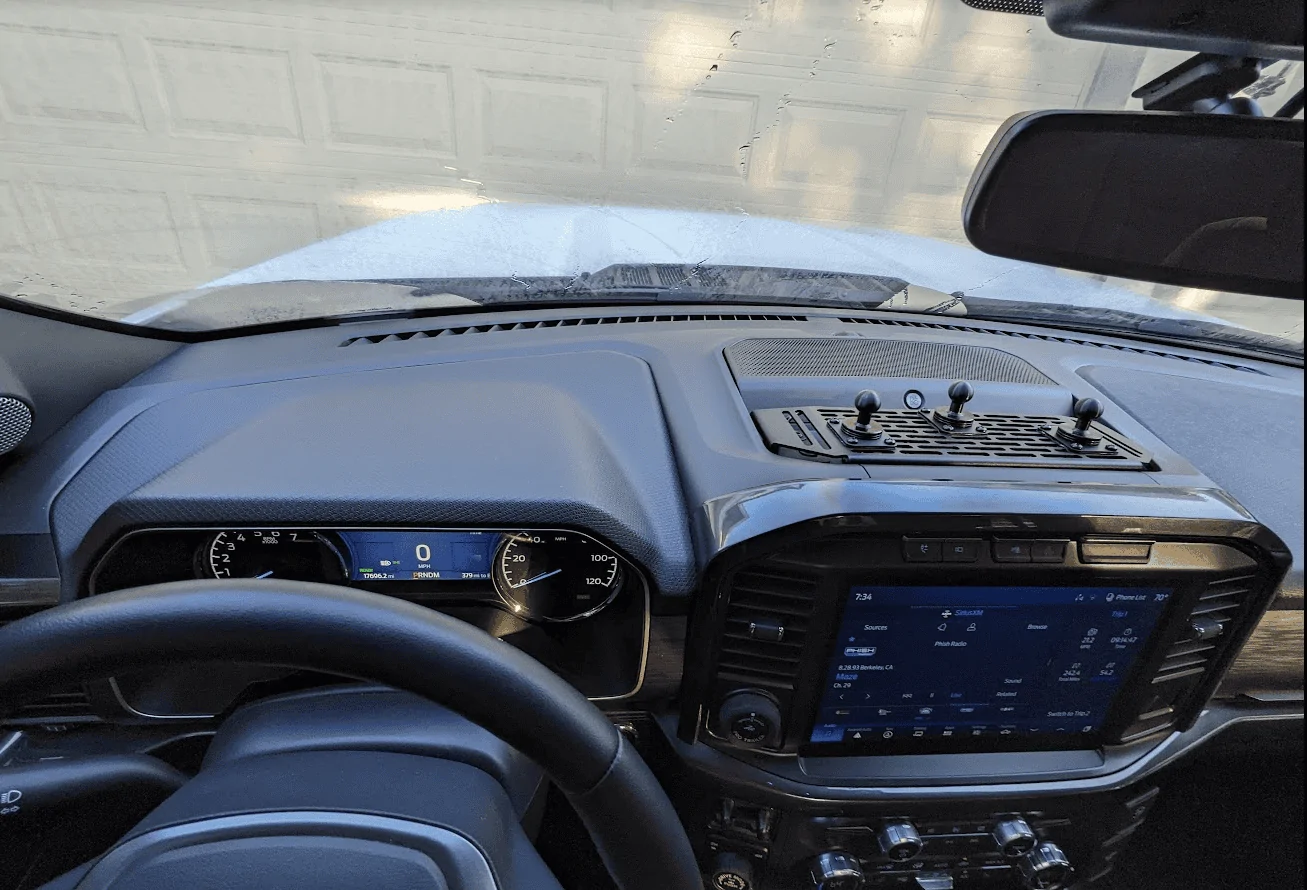 Builtright Pro Dash Mount & Hardwired 12v and USB | F150gen14 -- 2021 ...