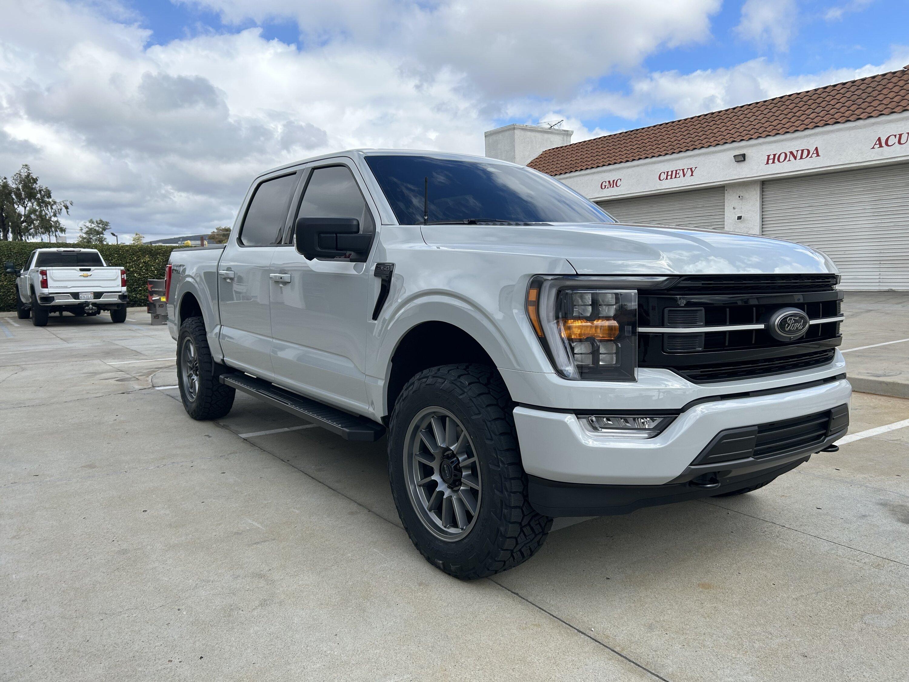 Leveled on 35’s | F150gen14 -- 2021+ Ford F-150, Tremor, Raptor Forum ...
