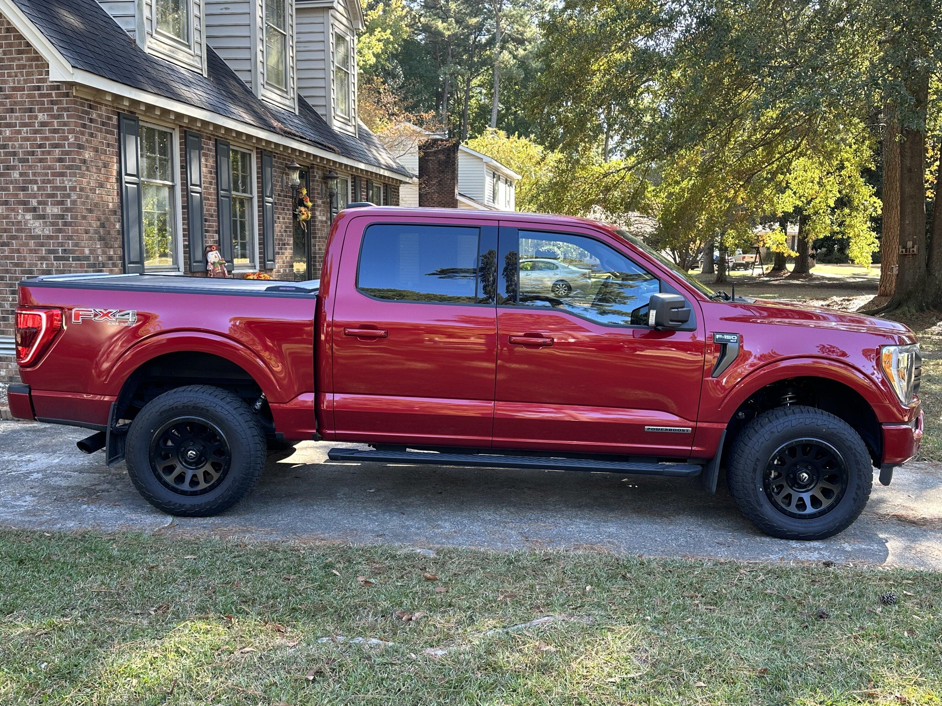 15-20 Fox 2.0 Leveling Lift Kit installed on 2022 PowerBoost F-150 ...