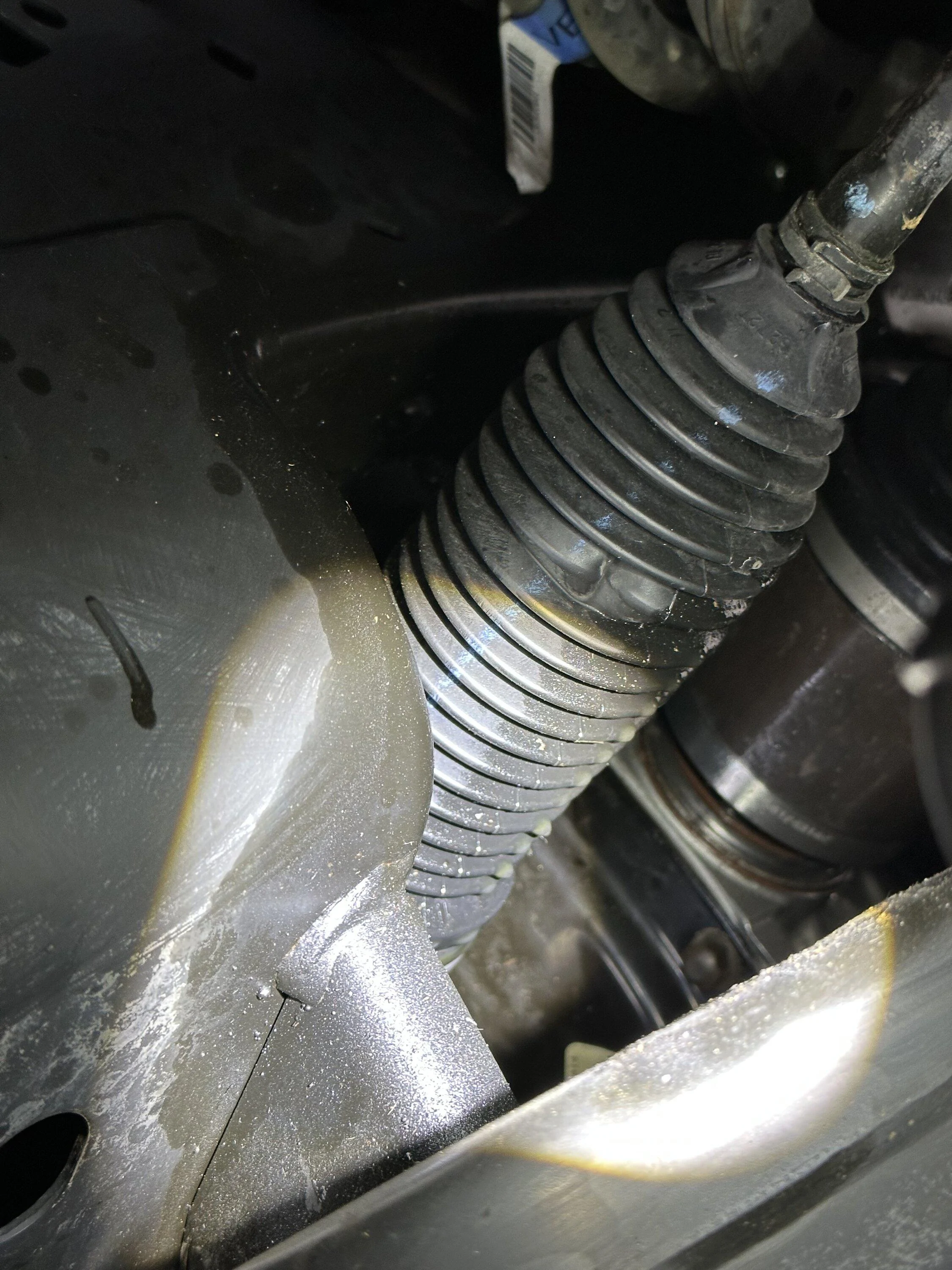 CV Axle Leaking Dif Fluid…Again | F150gen14 -- 2021+ Ford F-150, Tremor ...